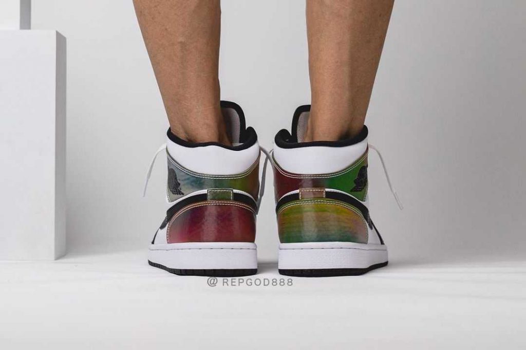 [Release 2/3] Nike Air Jordan 1 Mid “Heat Sensitive Panels” | SNKRDUNK ...