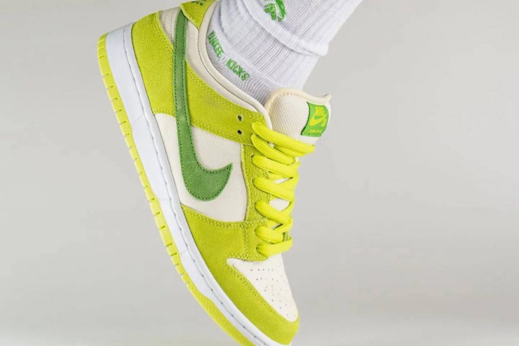 [Release 4/26] Nike SB Dunk Low Pro “Fruity Pack” | SNKRDUNK Magazine